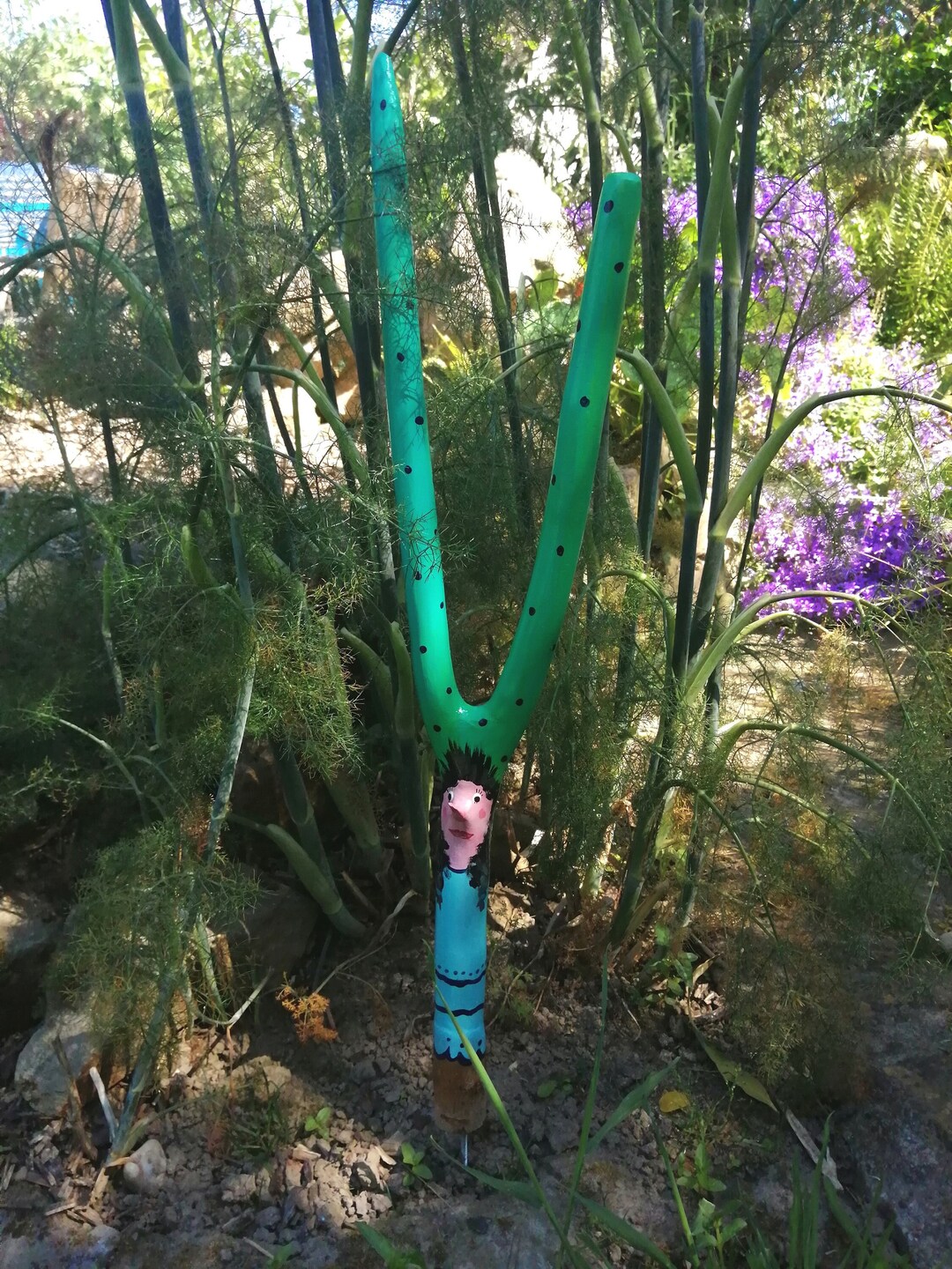Holz Deko Hexe, Gartenstecker Hexe Figur Aus Bemaltem Ast ...