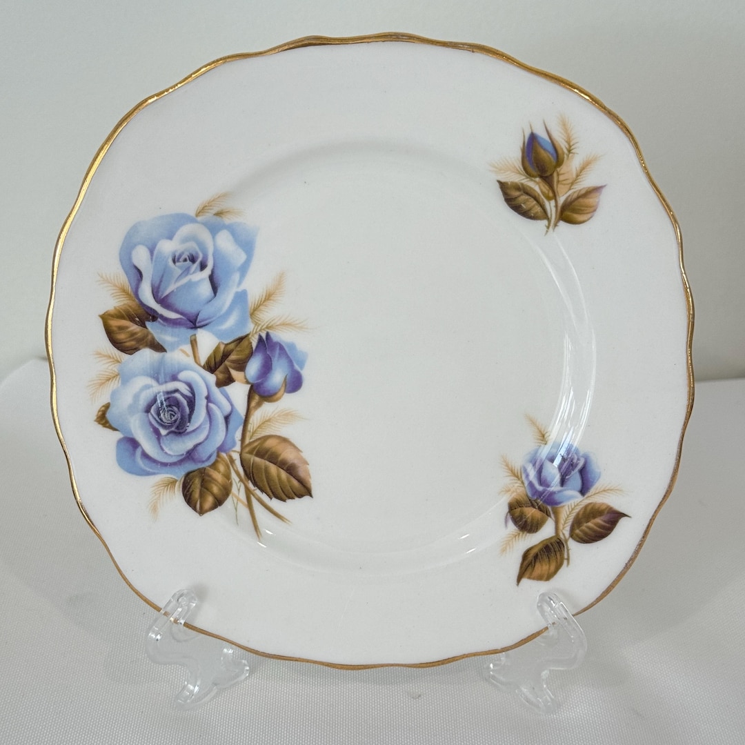Royal Vale Blue Roses English Bone China Pattern 8168 - Bread & Butter ...
