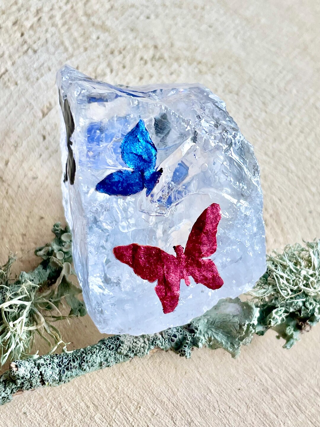 Handpainted Butterflies on Raw Clear Quartz Crystal: Butterfly Totem - Etsy
