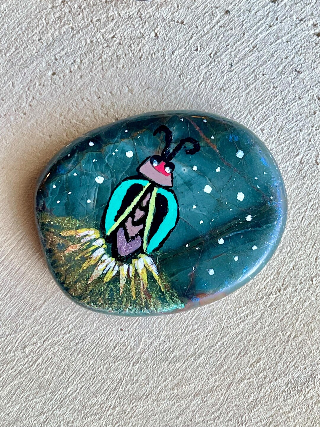 Hand Painted Firefly on Cherry Orchard Agate Thumb Stone - Etsy