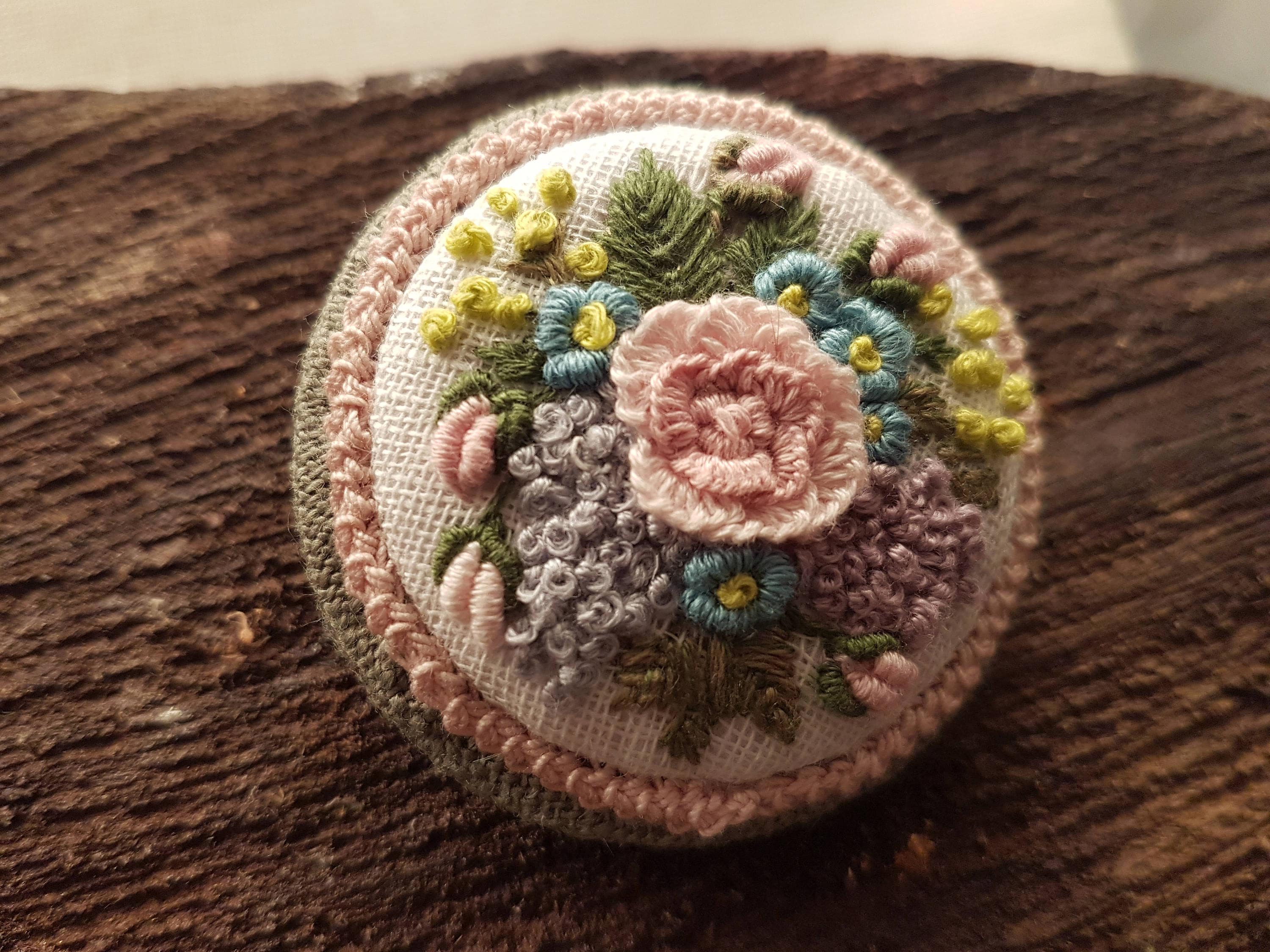 Rococo Style Brooch, Embroidered Brooch, Handmade Brooch, Vintage Style ...