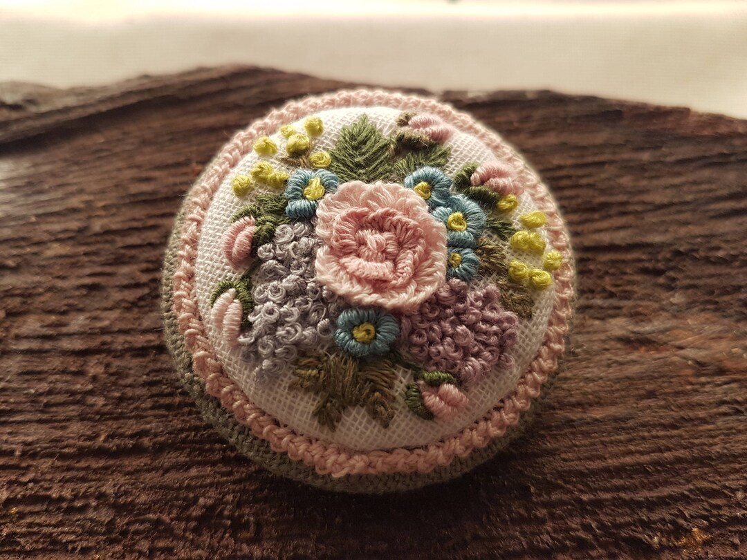 Rococo Style Brooch, Embroidered Brooch, Handmade Brooch, Vintage Style ...