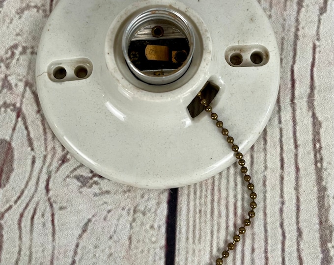 Vintage Paulding White Porcelain Pull Chain Light Socket Fixture #1629 ...