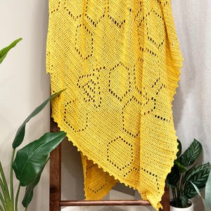 Filet Crochet Blanket Pattern | Bee Blanket Crochet Pattern | Filet ...