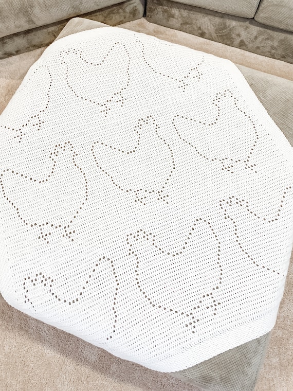 Crochet Hen Easy Crochet Pattern Crochet Filet Blanket Pattern Filet ...