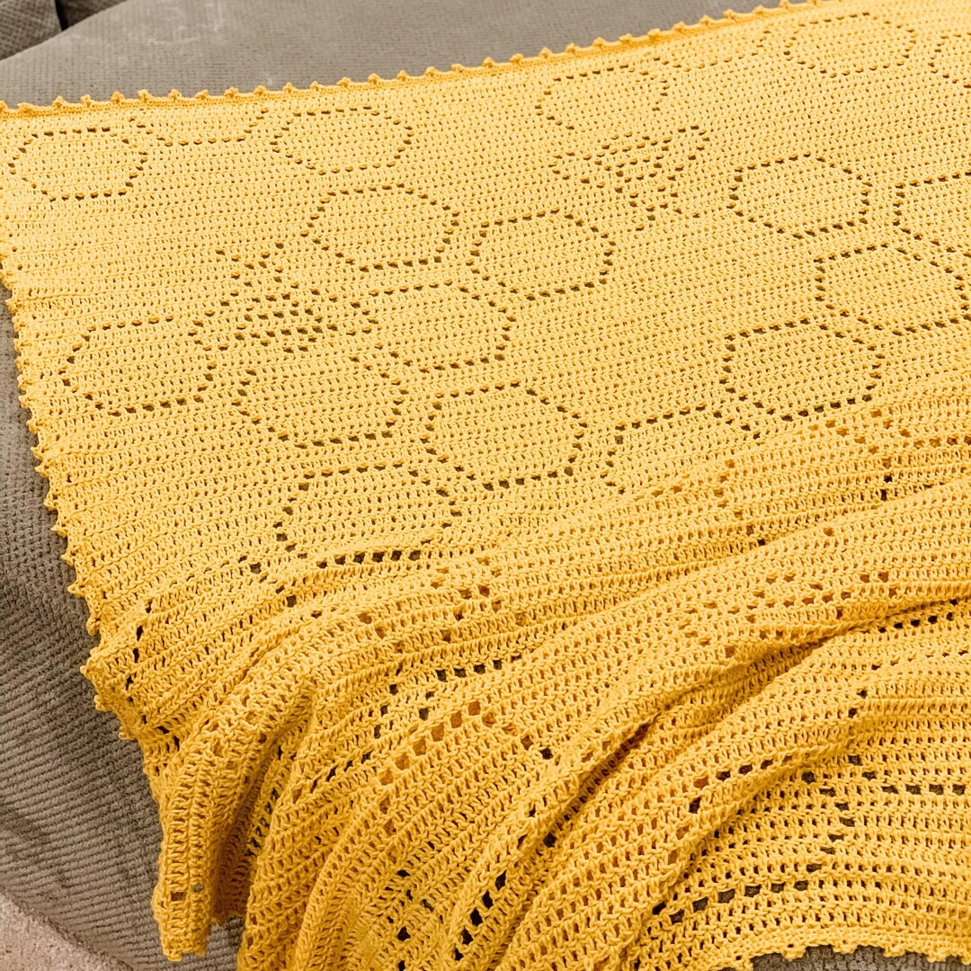 Filet Crochet Blanket Pattern Bee Blanket Crochet Pattern Filet Blanket ...