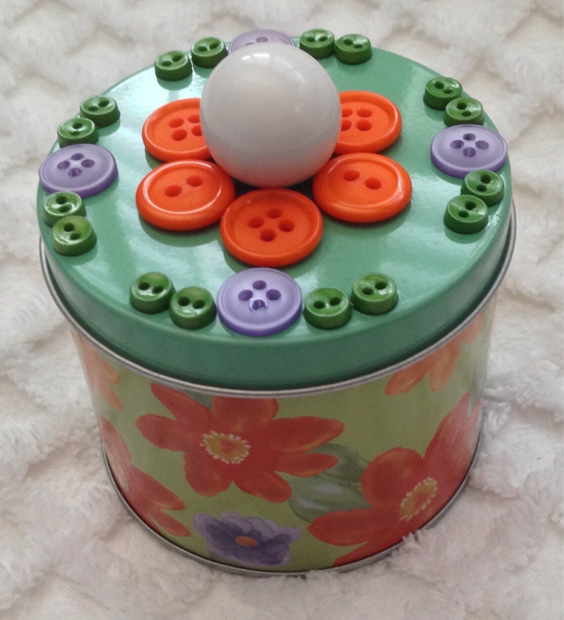 3 Circular Tin With Button Detail - Etsy