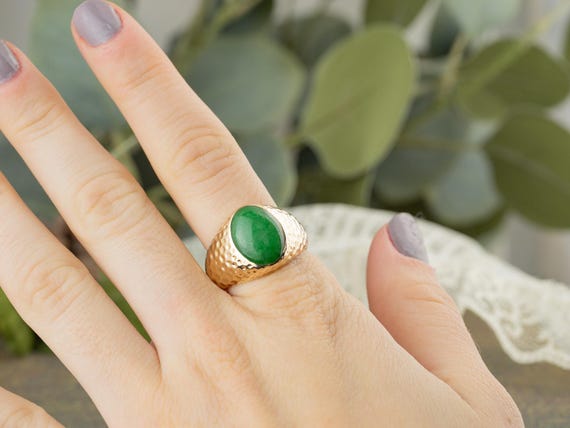 Bold Green Jade Bezel Ring in 14k Yellow Gold with Te… - Gem