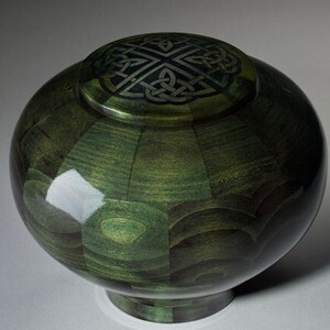 Green Irish Cremation Urn for Human Ashes - Artistic Celtic Urn for ...