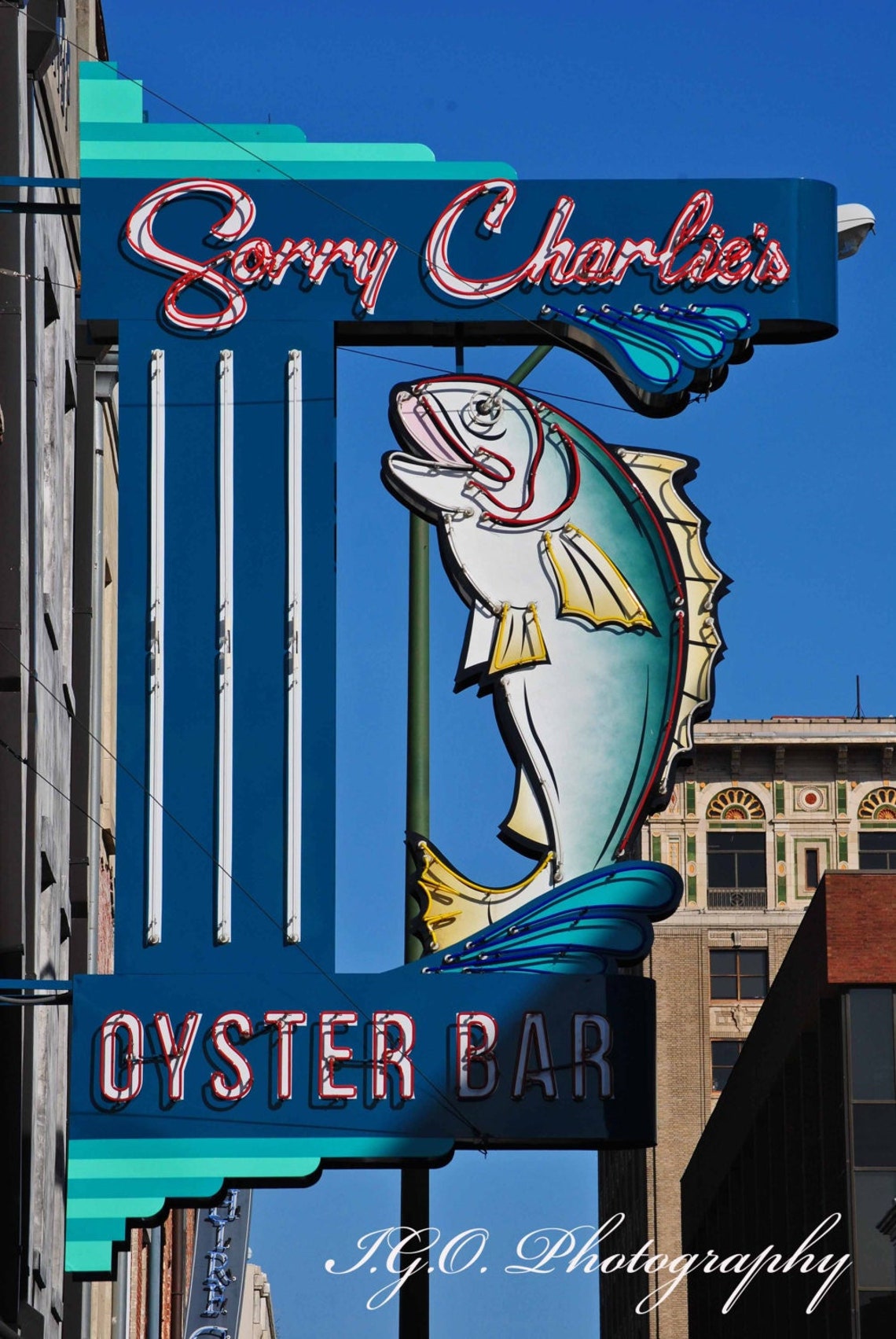 Sorry Charlie's - Savannah Photography - Oyster Bar - City Market ...