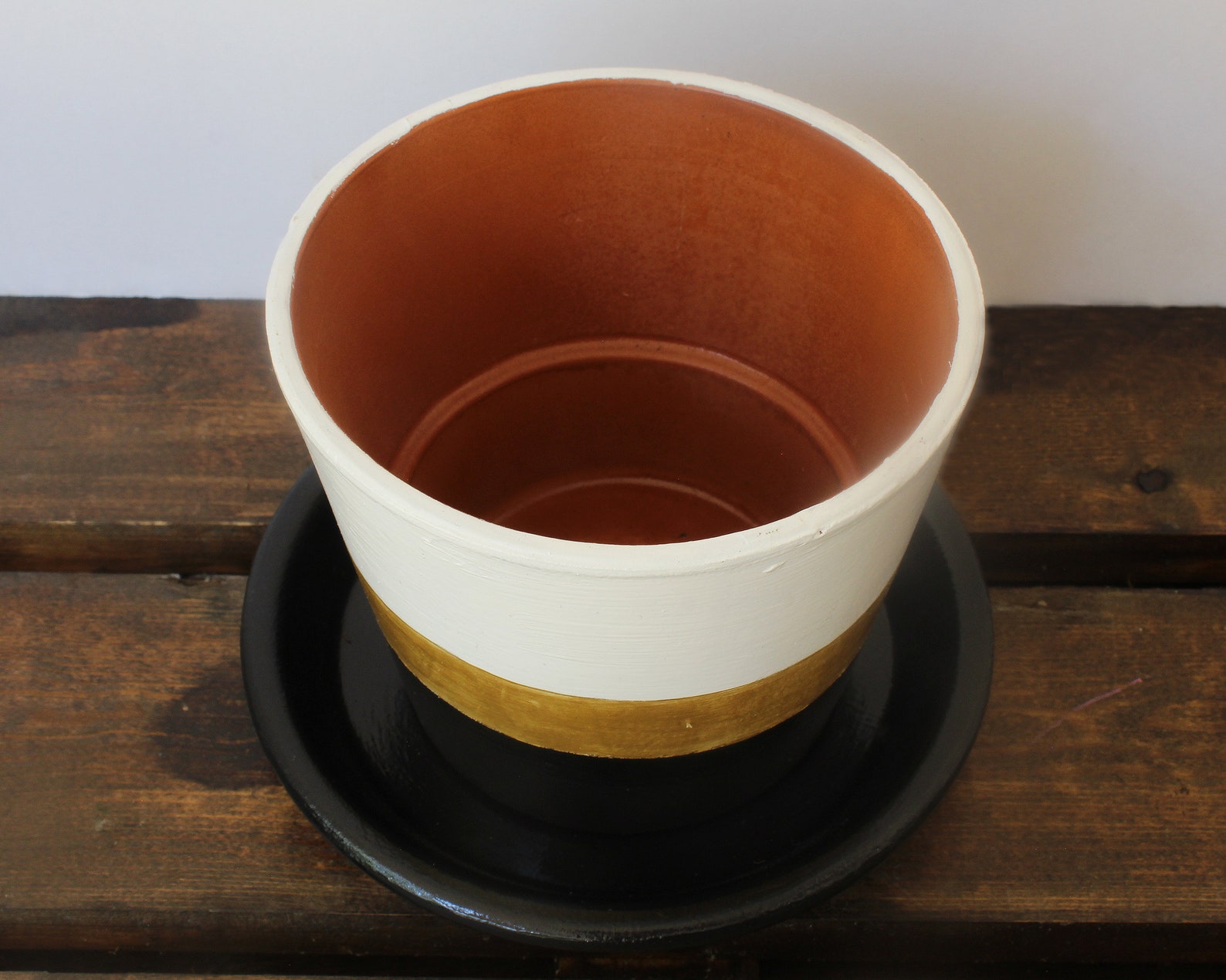 The Pearl Painted Flower Pot - Mother Nature Collection -white, Gold ...