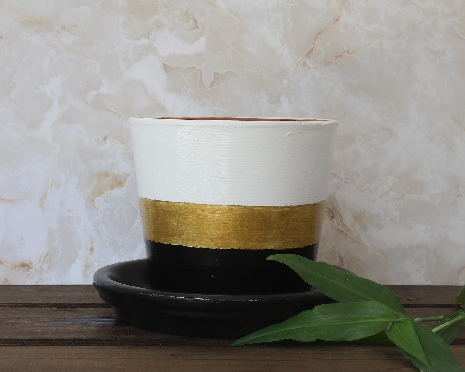 The Pearl Painted Flower Pot - Mother Nature Collection -white, Gold ...