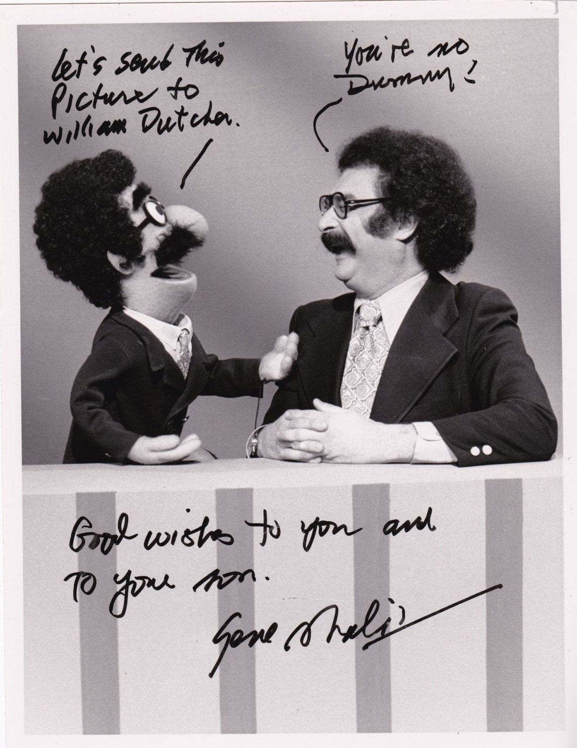 GENE SHALIT Movie Critic Autograph Signed Autographed 7x9 | Etsy GENE SHALIT Movie Critic Autograph Signed Autographed 7x9 | Etsy