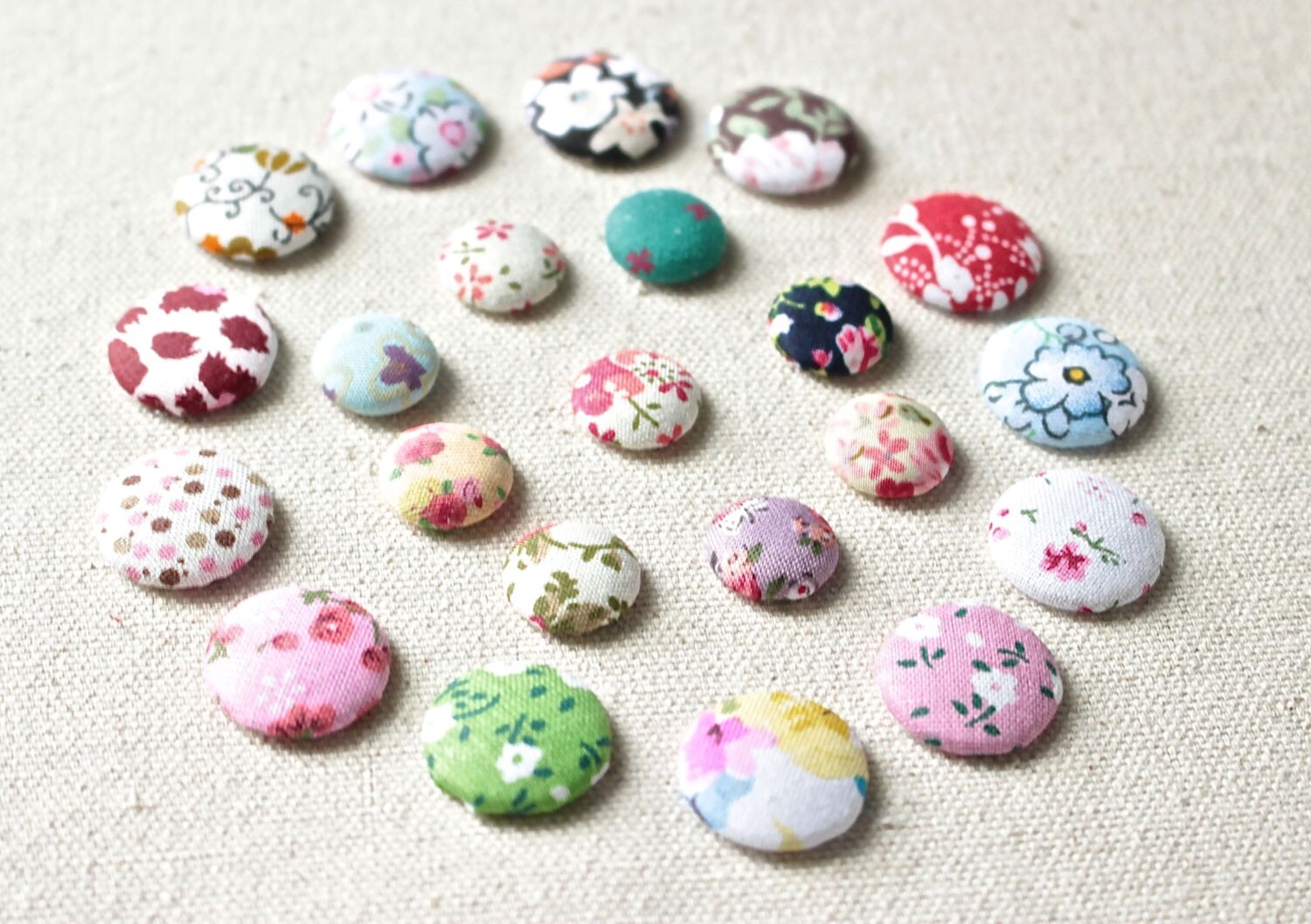Mixed Size Fabric Covered Push Pins Flat Button Thumbtacks - Etsy