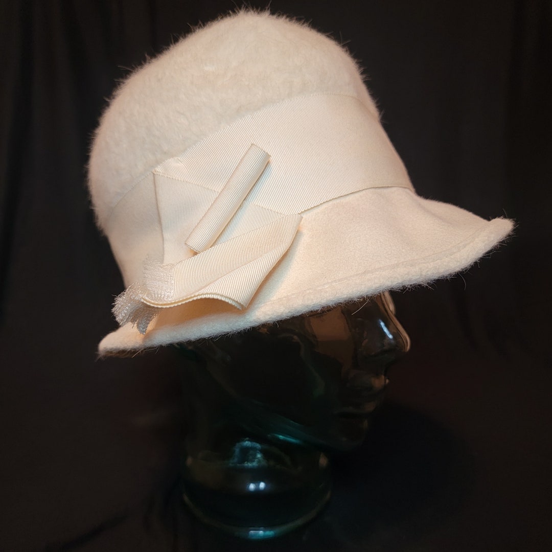 Vintage 1920's Merrimac Merri-soi Day White Fuzzy Double Ribbon Hat - Etsy