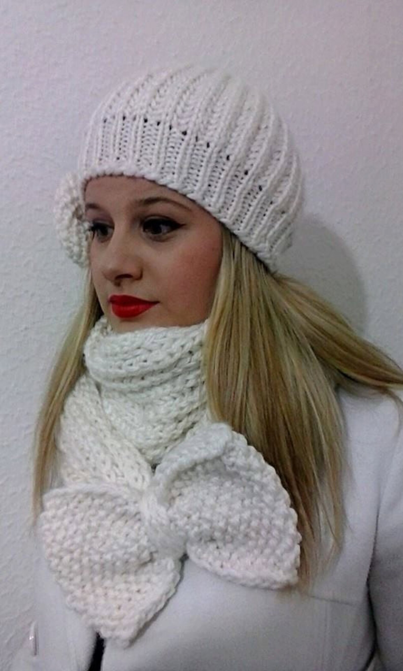 Knitting Pattern PDF, the Big Bow Infinity Scarf, Scarf With a Bow ...