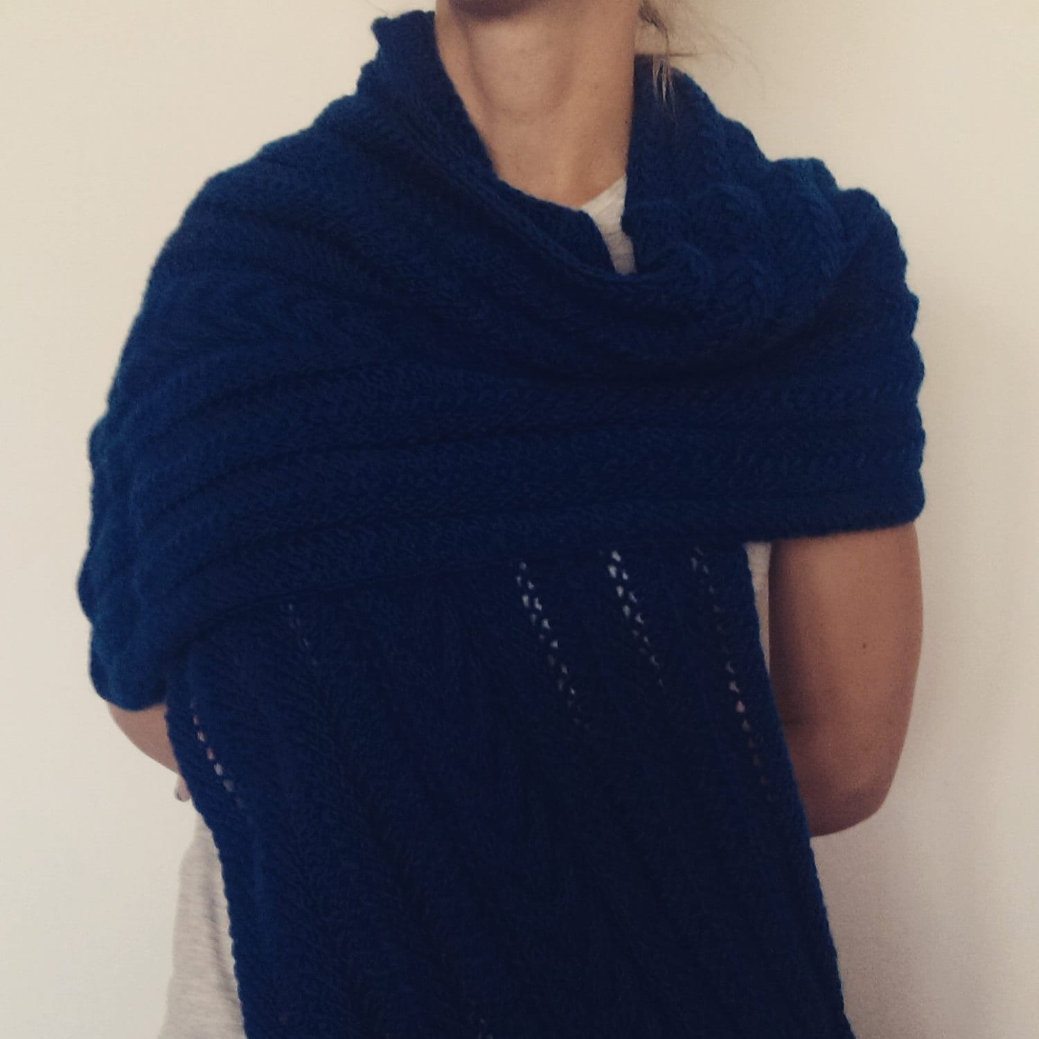 Knitting Pattern PDF, Emerald Hug Shawl, Woman Shawl, Winter Wrap ...