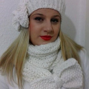 Knitting Pattern PDF, the Big Bow Infinity Scarf, Scarf With a Bow ...