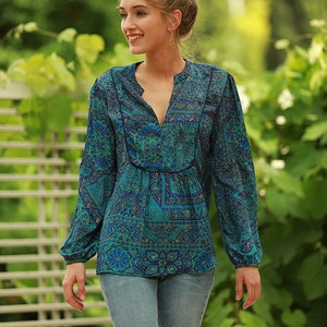 Raspberry Red Bohemian Women's Blouse, Hippie Trendy Paisley Women Top ...