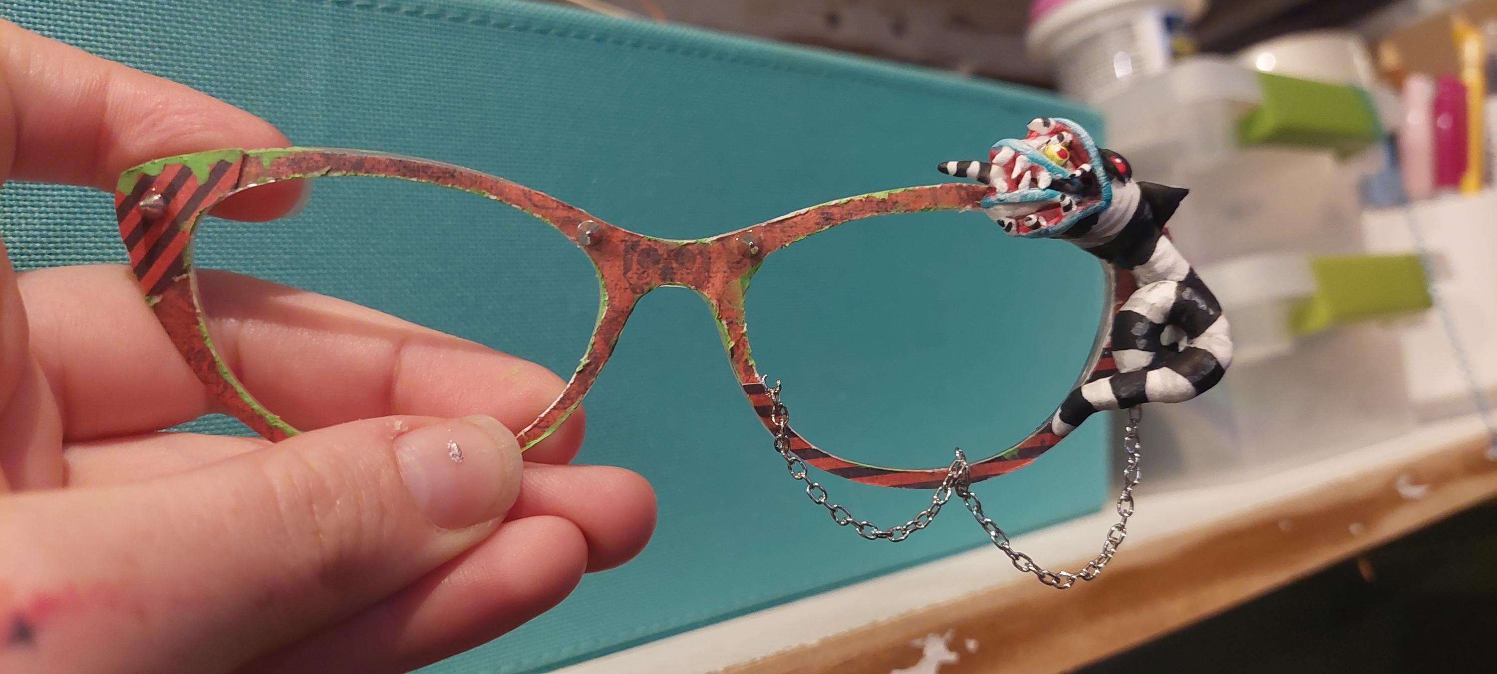 Beetlejuice Worm Topper - Etsy