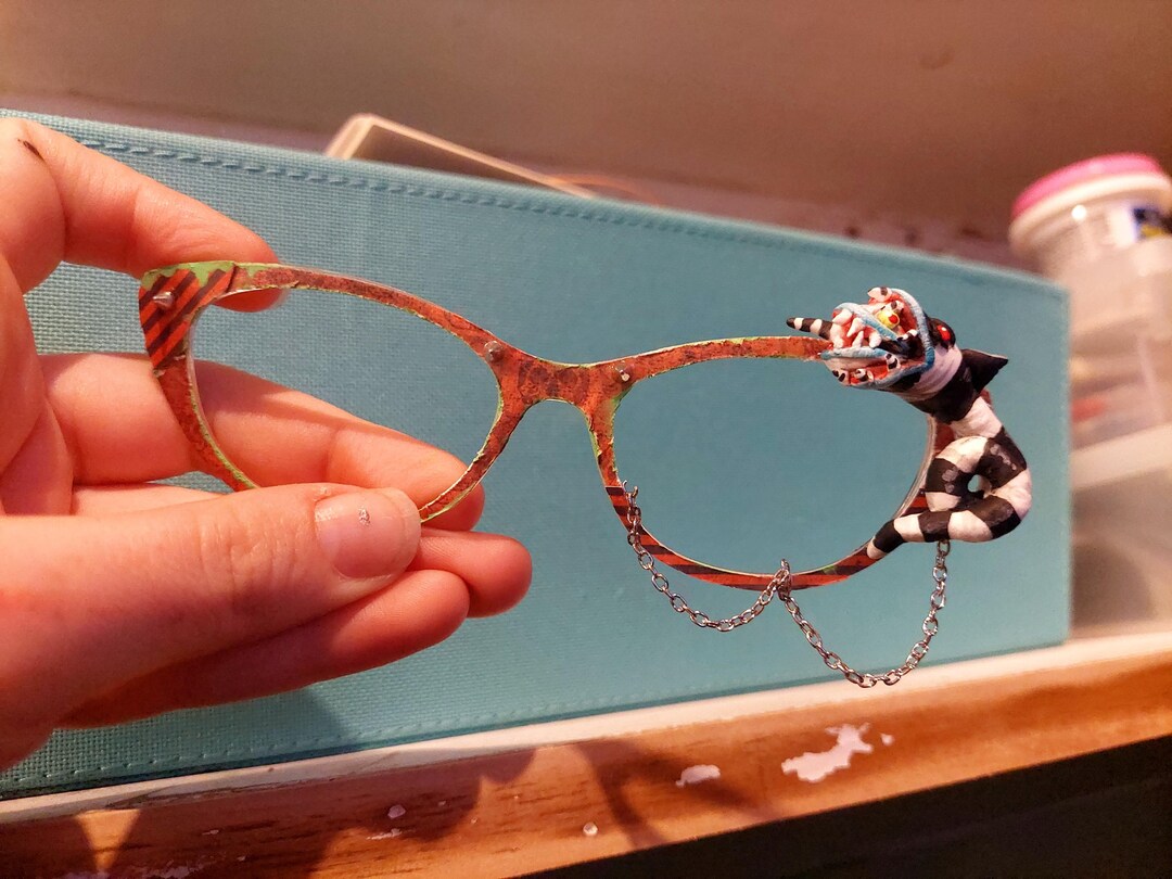 Beetlejuice Worm Topper - Etsy