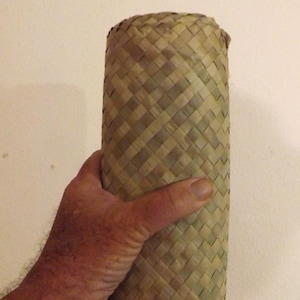 Hand Woven Pandanus Leaf Mat: Filipino Craft, 72-inch Rug - Etsy