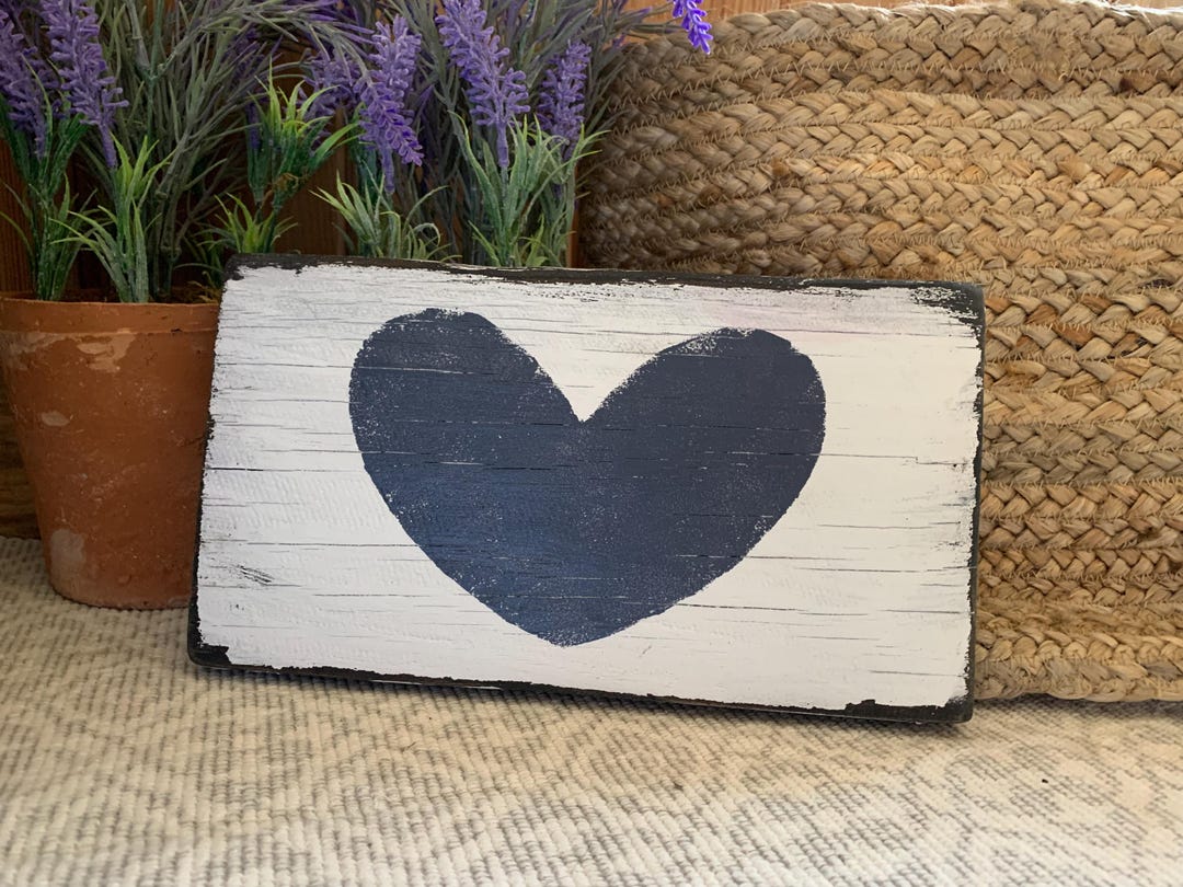 Rustic Heart Sign, Wall Art, Home Decor, Barn Wood, Wood Sign, Wooden ...