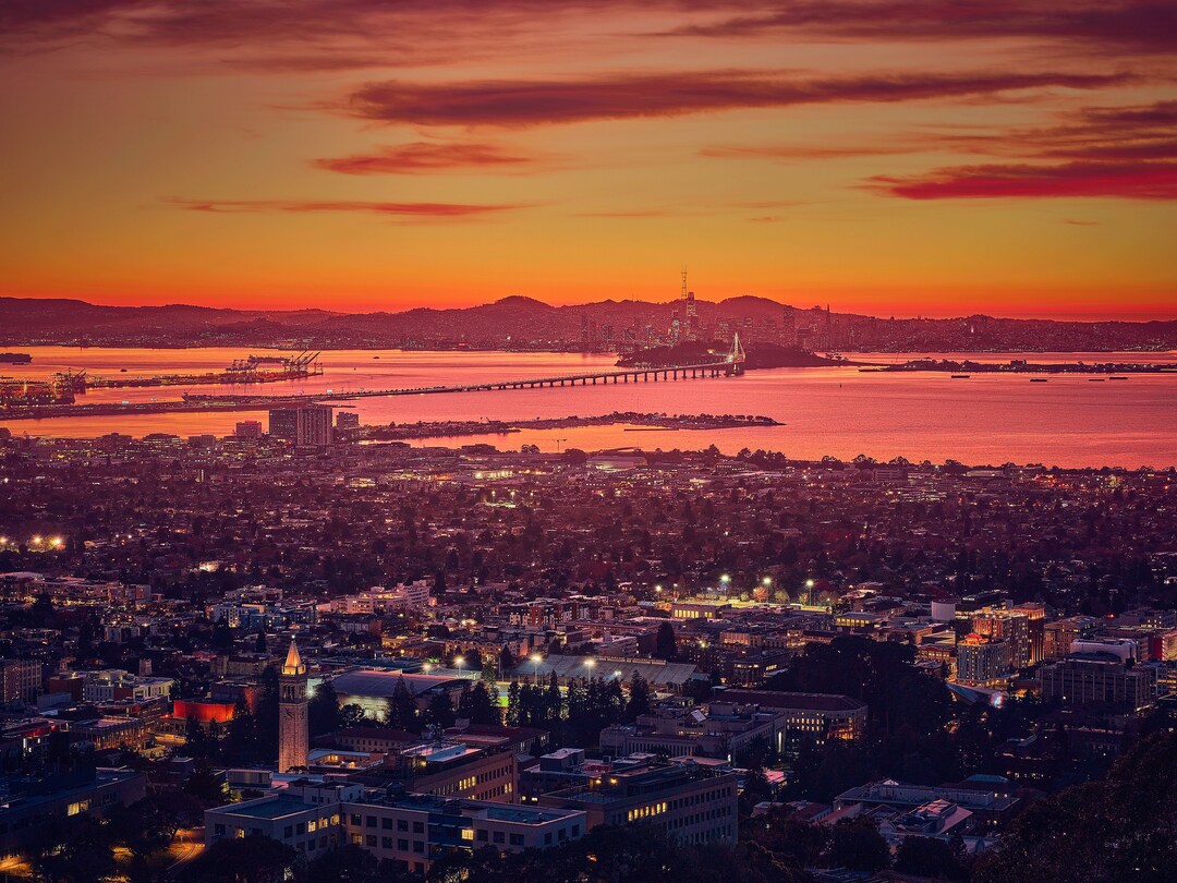 UC Berkeley Campus With San Francisco Skyline and Bay Area Sunset ...