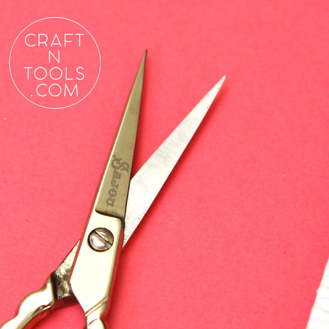 Scallop Model Nickel-plated Embroidery Scissors by Sajou. Needlecraft ...