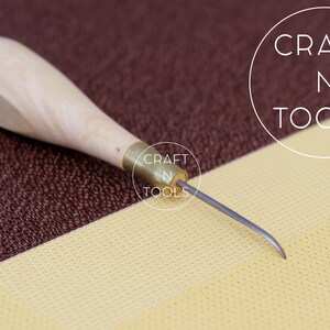 Diamond Lacing AWL With Curved Tip by Vergez Blanchard / Saddlers Awl ...