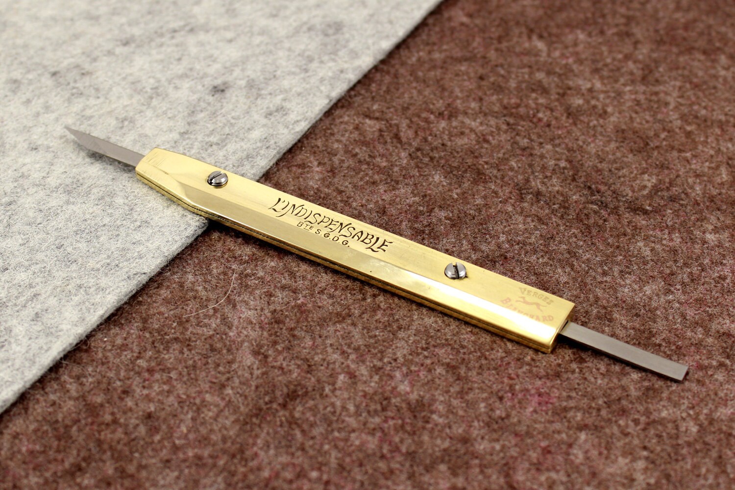 L'indispensable Brass Knife, Handle, and Spare Blade by Vergez ...