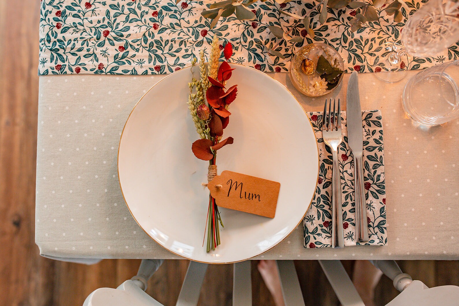 Personalised Dried Flower Place Settings. Choice of Colour and Words ...