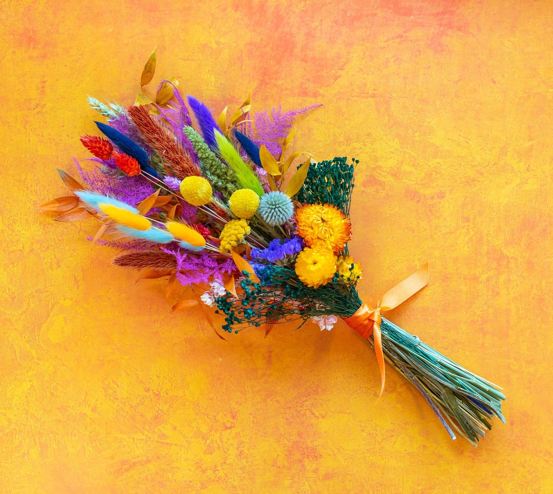 Dried Flower Bouquet. Grab and Go Bouquet in Rainbow Shades. A Bunch of ...