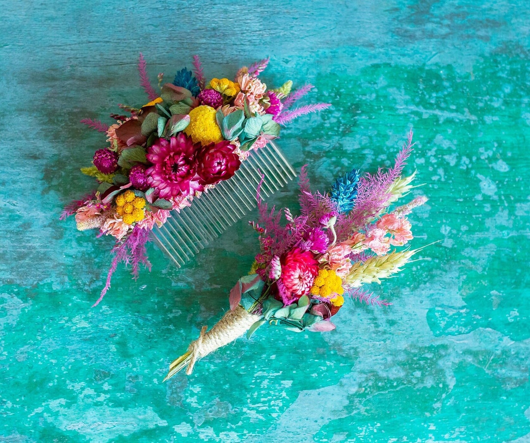 Dried Flower Buttonhole. Colourful Happy Wedding Flowers for Groom ...