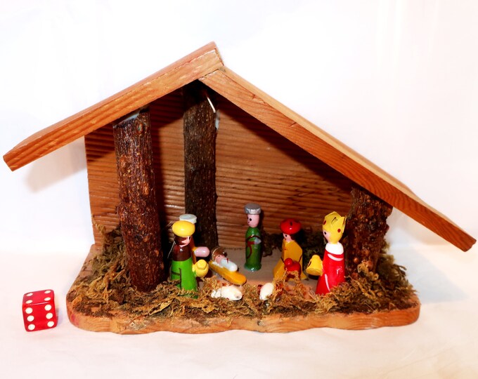 SMALL WOOD NATIVITY in Stable Set Vintage Christmas Hand Painted Tiny ...