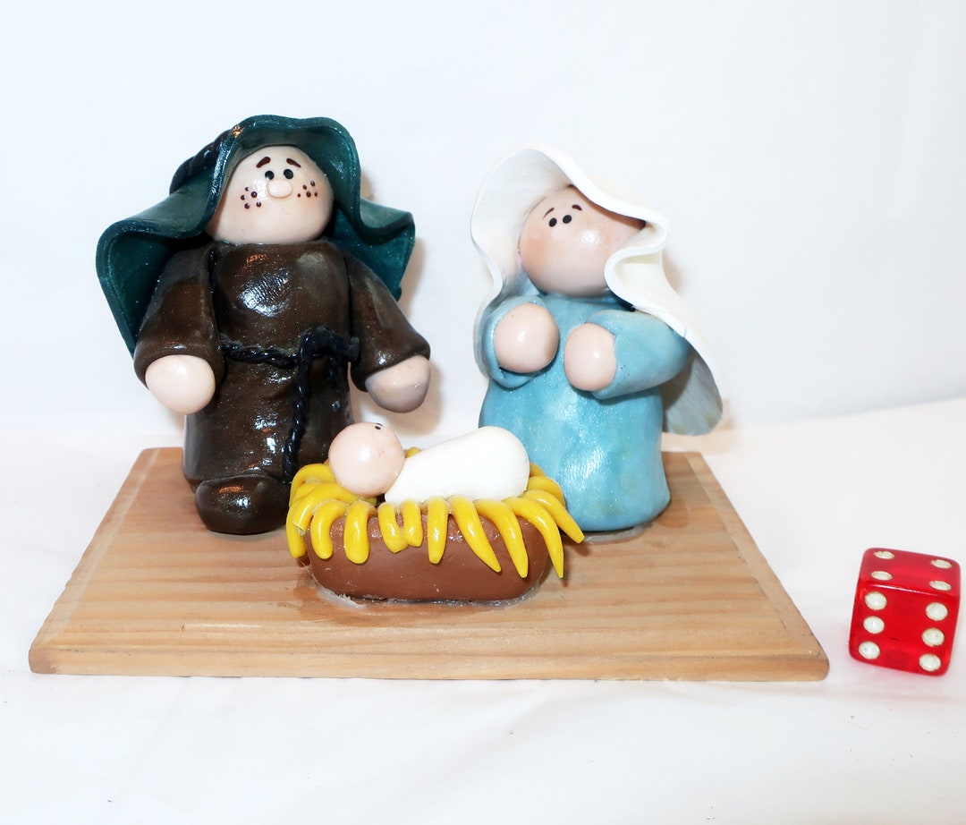 HAND CRAFTED NATIVITY Creche Holy Family Christmas Display Fimo Clay ...