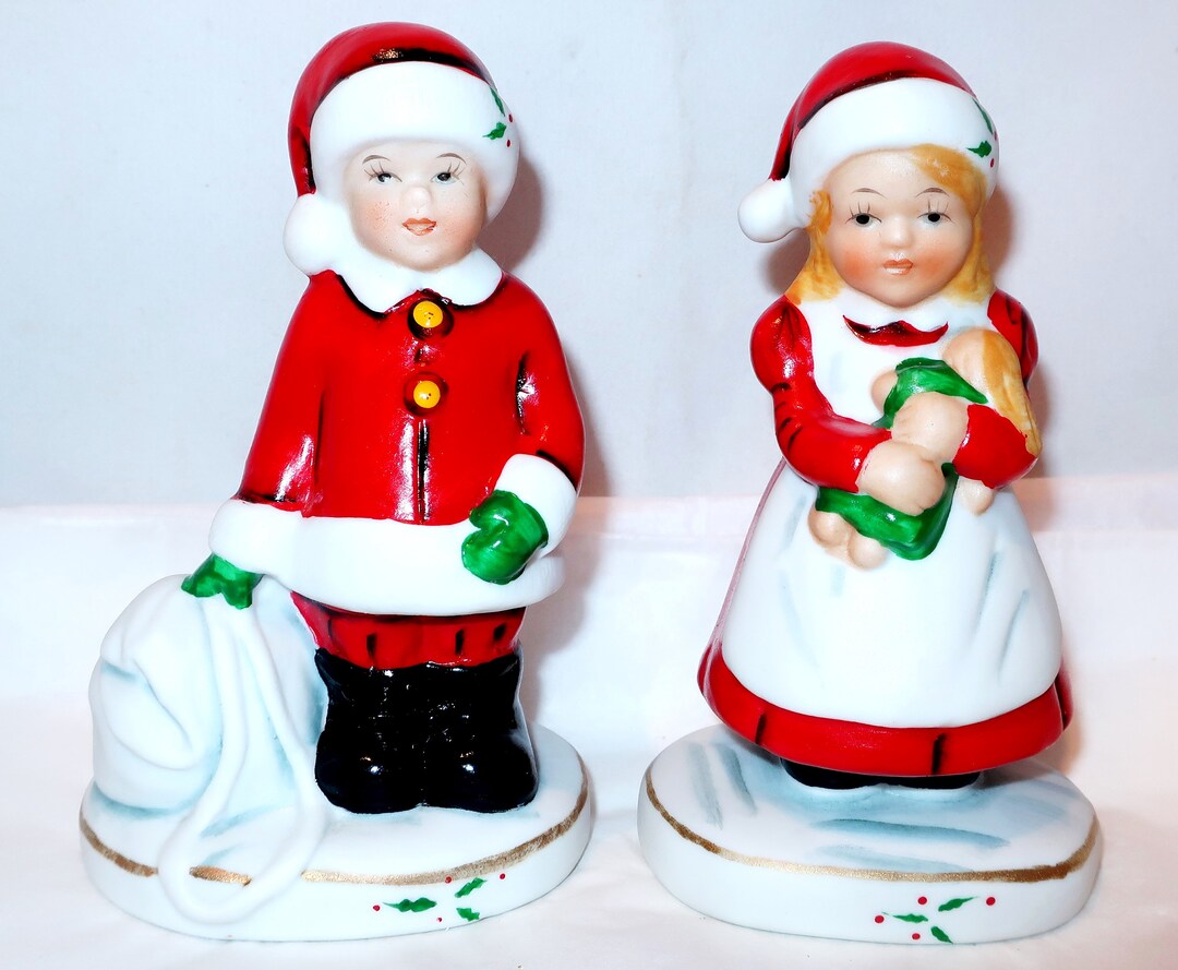 2 ENESCO SANTA CLAUS & Mrs Set Young Boy Girl With Doll Red Hat Green ...