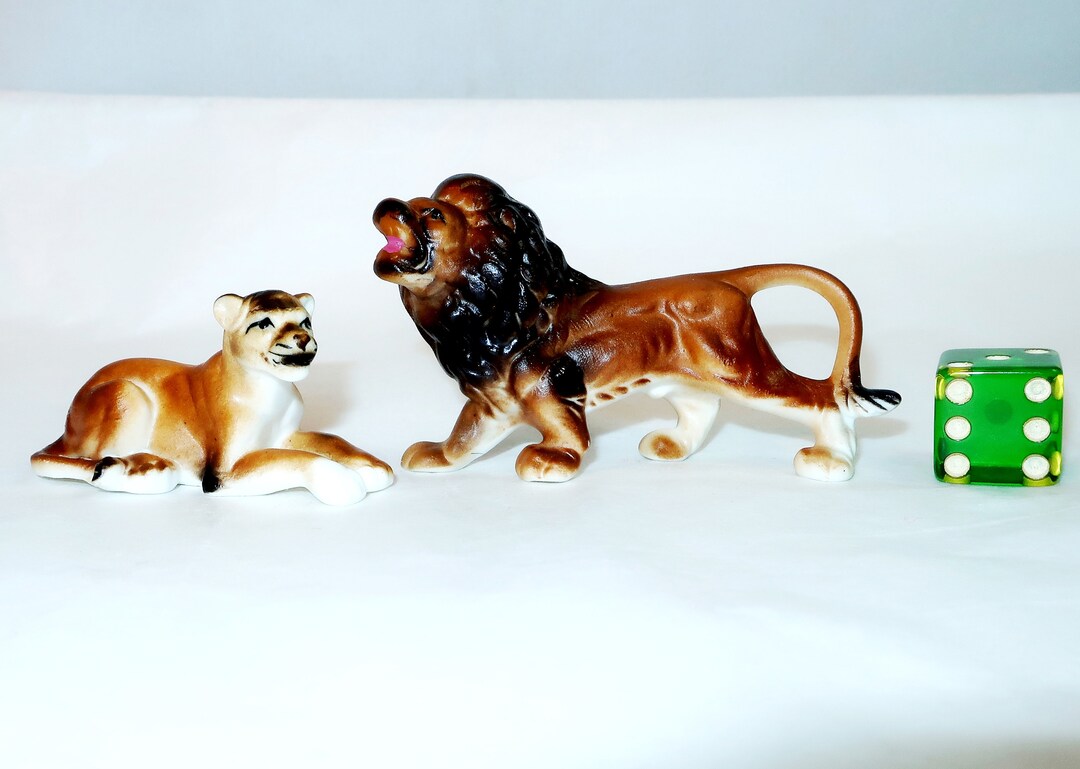 2 BONE CHINA LIONS Family Lion Standing and Lioness Reclining Male ...