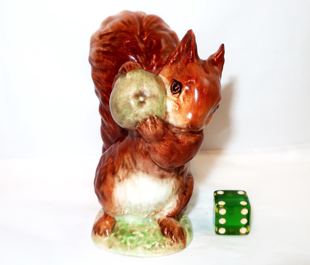 BEATRIX POTTER'S Squirrel Nutkin Vintage Porcelain Storybook Figurine ...