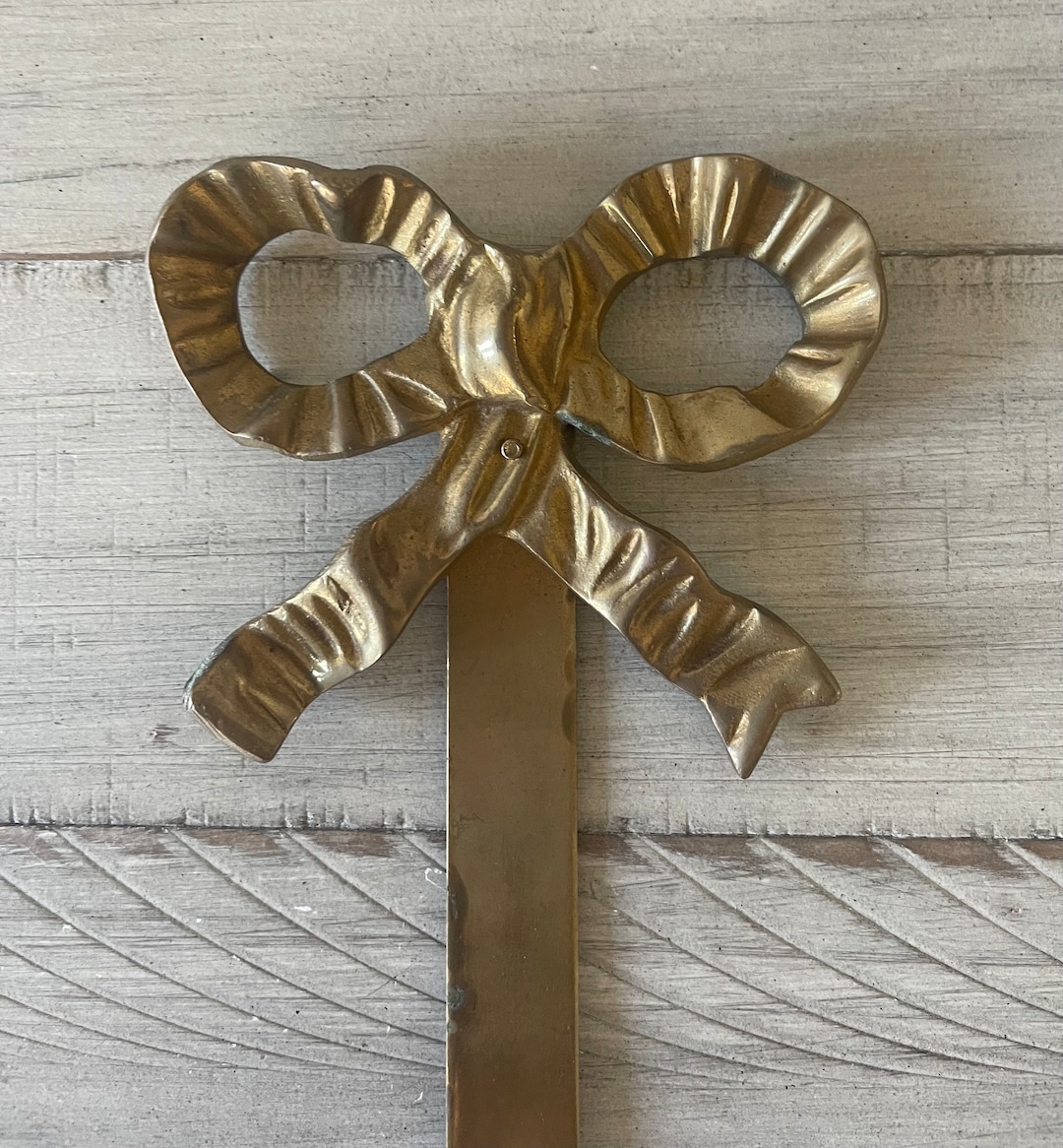 Vintage Brass Bow Photo Hanger Brass Bow and Tassel Vintage Brass Wall ...