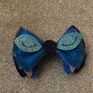 Alien Inspired Bows - Etsy