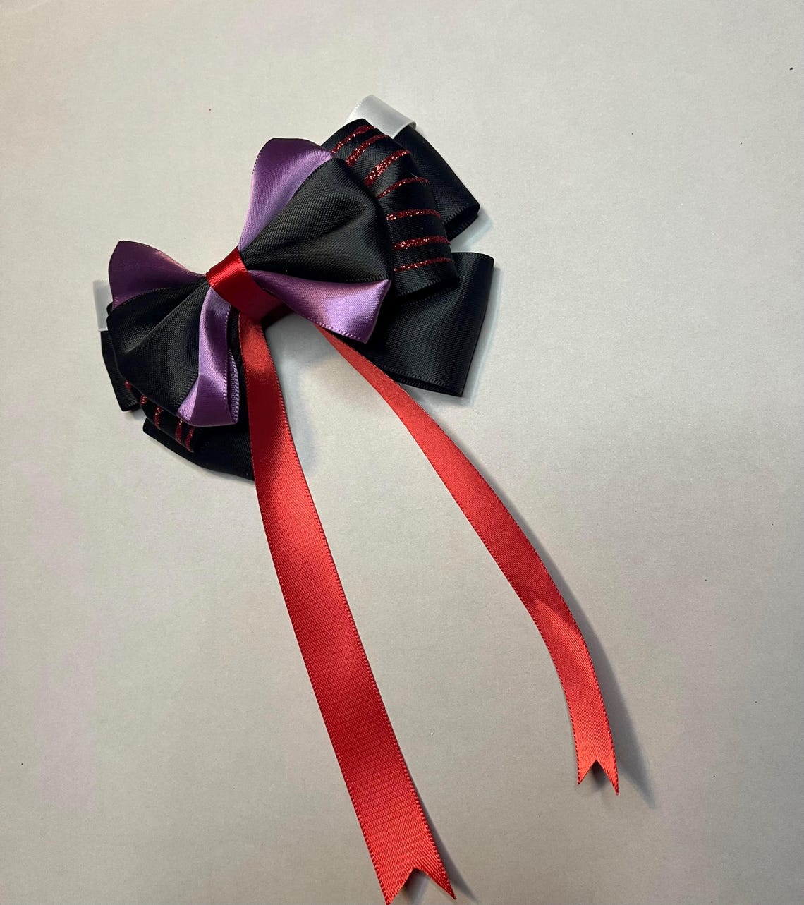 Judge Inspired Bow - Etsy