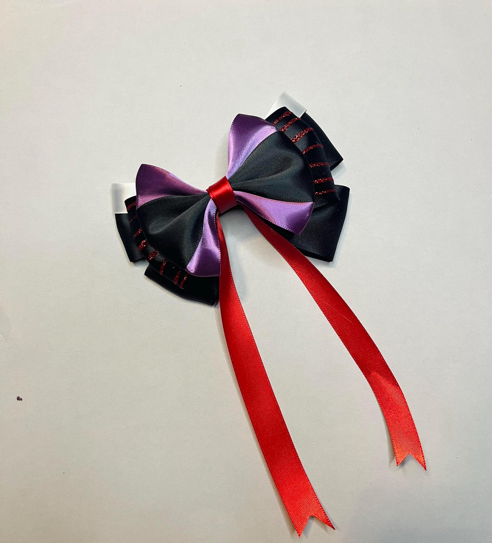 Judge Inspired Bow - Etsy
