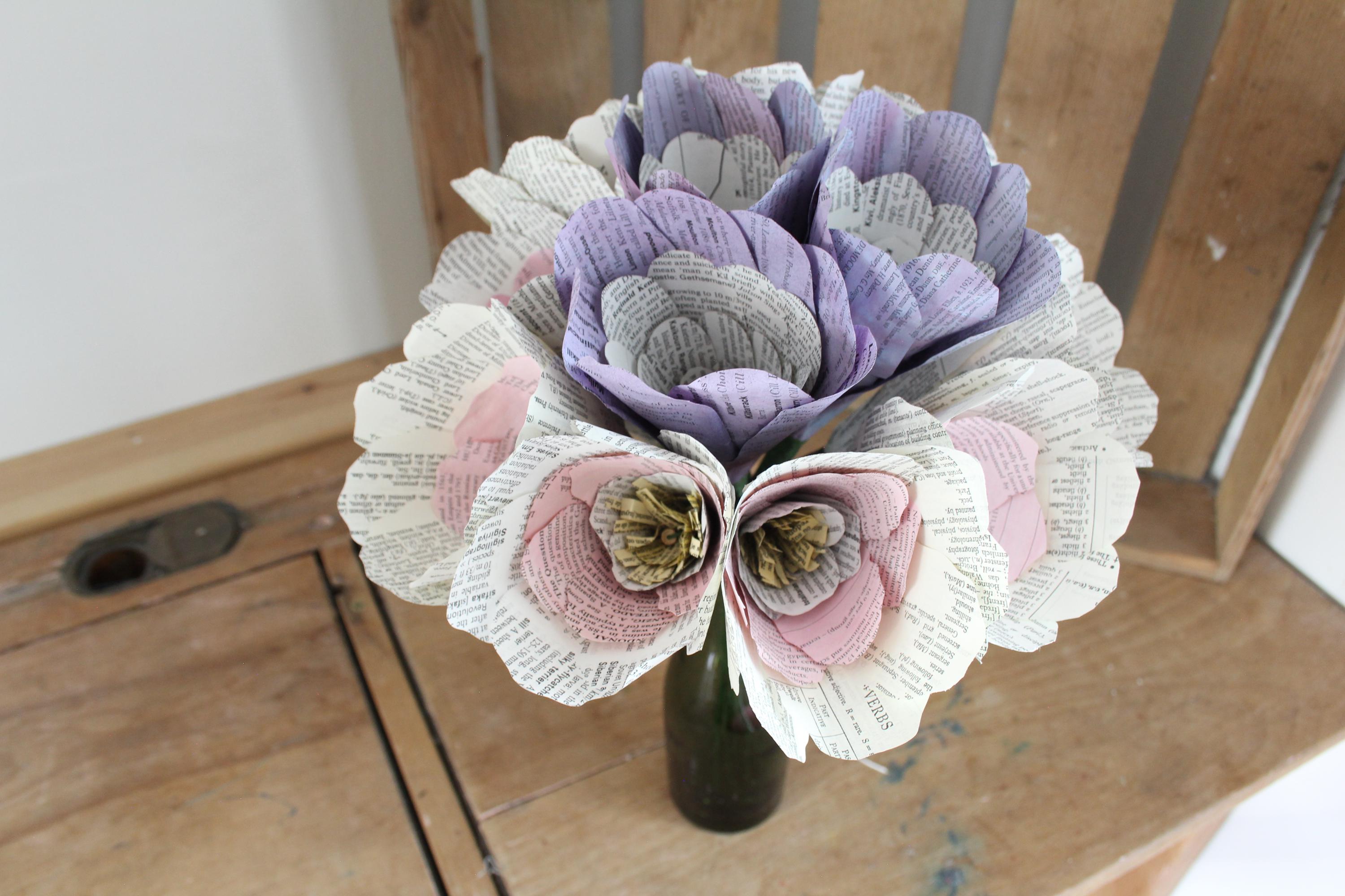 Alternative Bouquet // Book Print Flowers // 1st Anniversary Gift ...