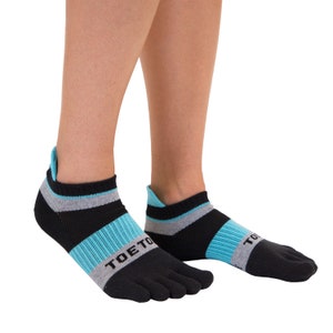 TOETOE - Men, Women Sports Coolmax Seamless Patterned Running Trainer ...