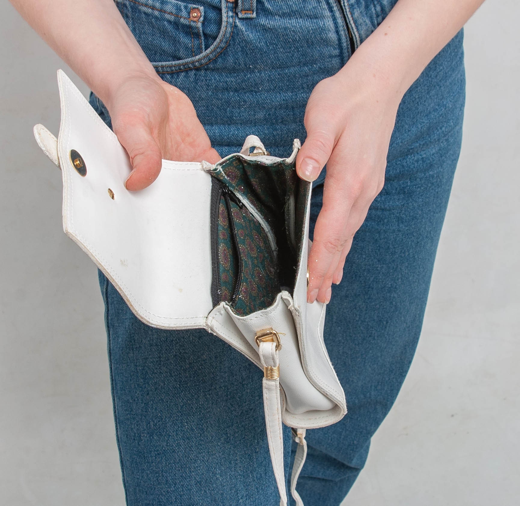 Vintage Small Purse Classic Mini Shoulder Bag 90s Leather Handbag White ...