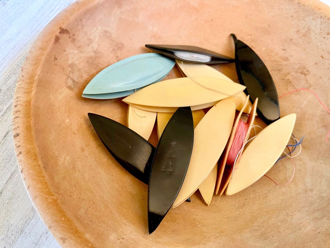 Antique Tatting Shuttles Celluloid Shuttlecock Vintage Sewing Lace ...