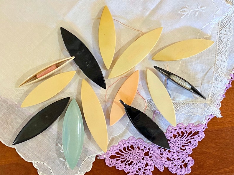 Antique Tatting Shuttles Celluloid Shuttlecock Vintage Sewing Lace ...