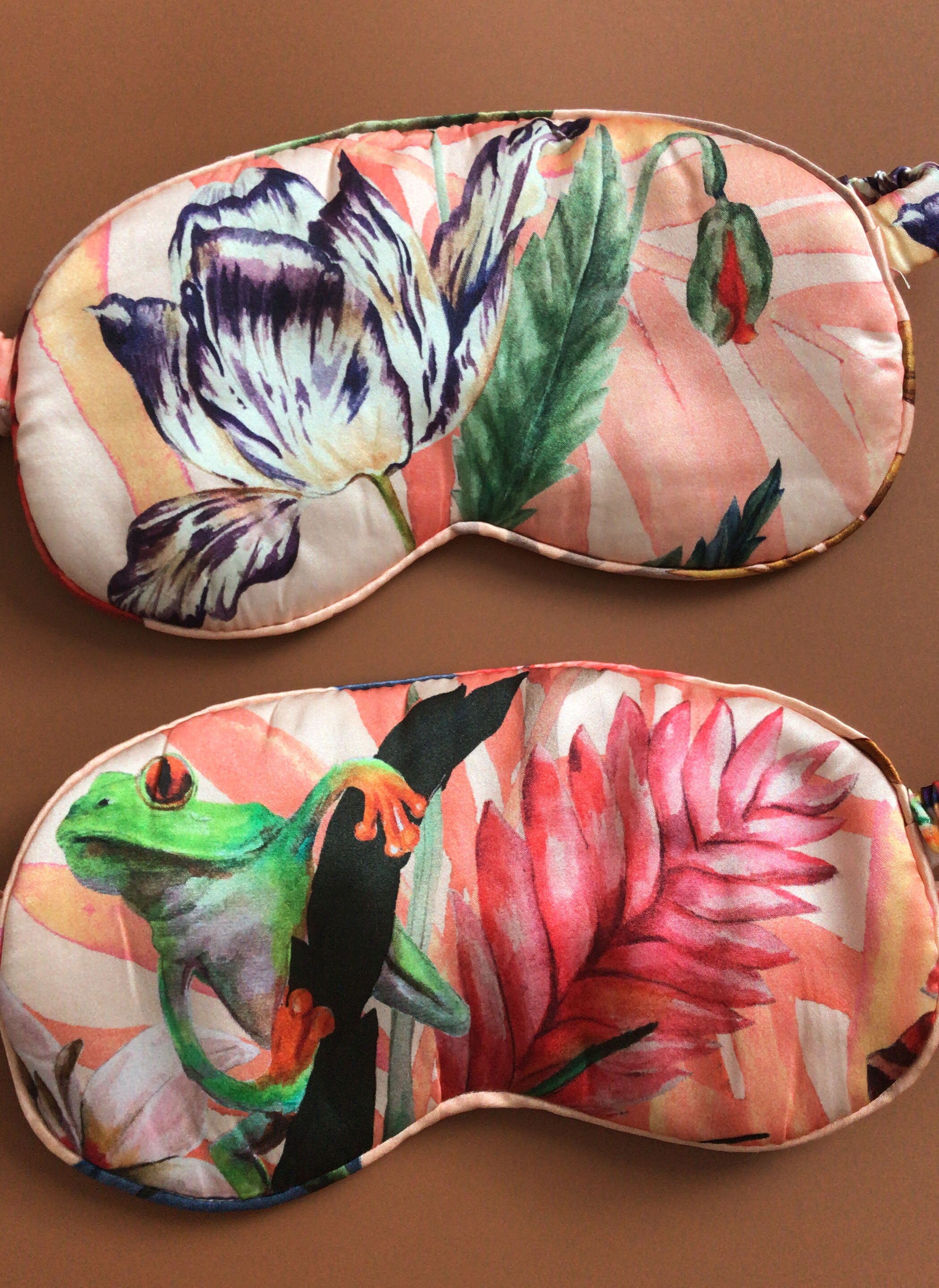 Botanical Print Silk Eye Mask in 'frog' Design - Etsy UK