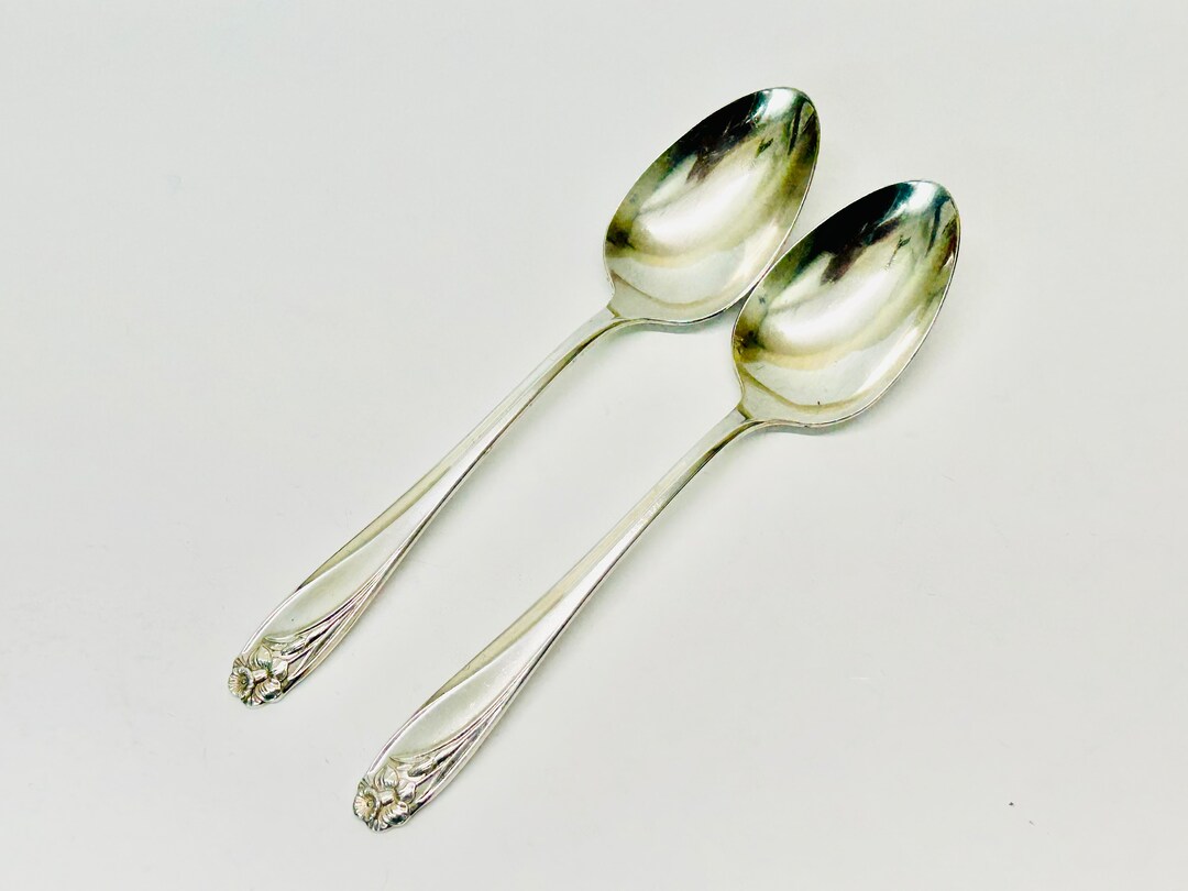 Vintage Daffodil Large Tablespoons 2 Serving Spoons 8 1/2" Silver Plate ...